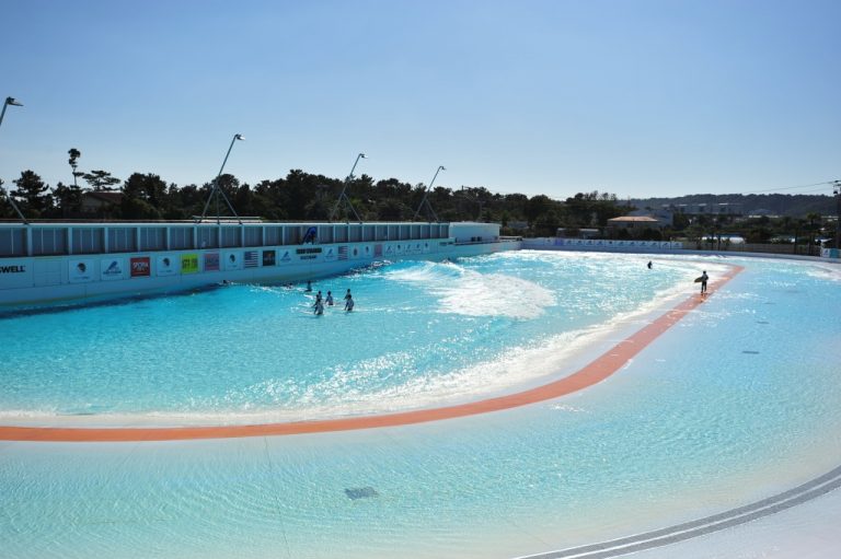 Shizunami Surf Stadium Perfect Swell Session | risingmagazine