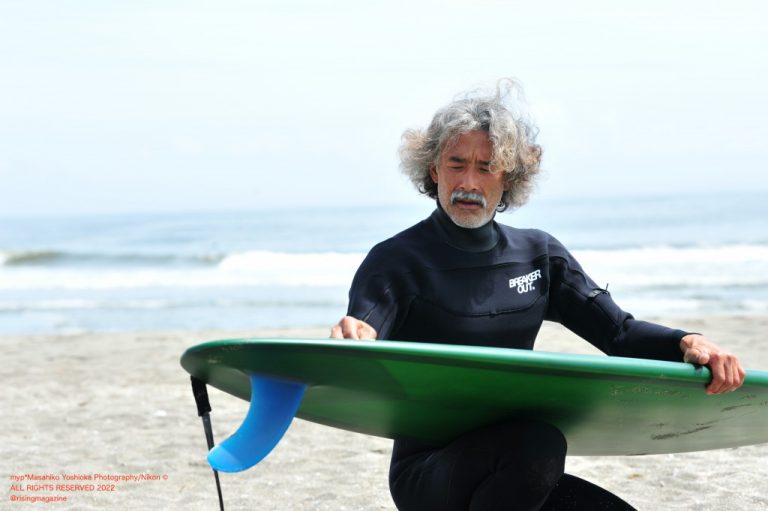 Claude Maki meets a surfboard designed like a fish. | risingmagazine