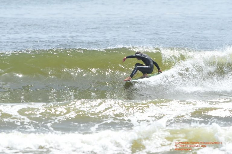 Claude Maki meets a surfboard designed like a fish. | risingmagazine