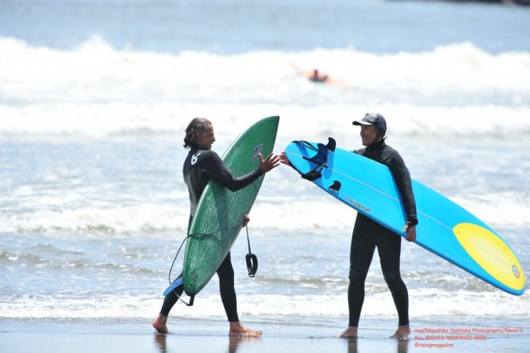 Claude Maki meets a surfboard designed like a fish. | risingmagazine